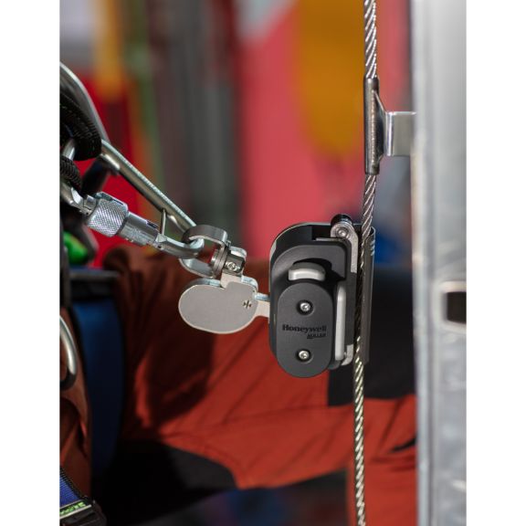 Miller Vi-Go™ Kits - Manual pass-through - Stainless Steel - with Platform Extension | Honeywell