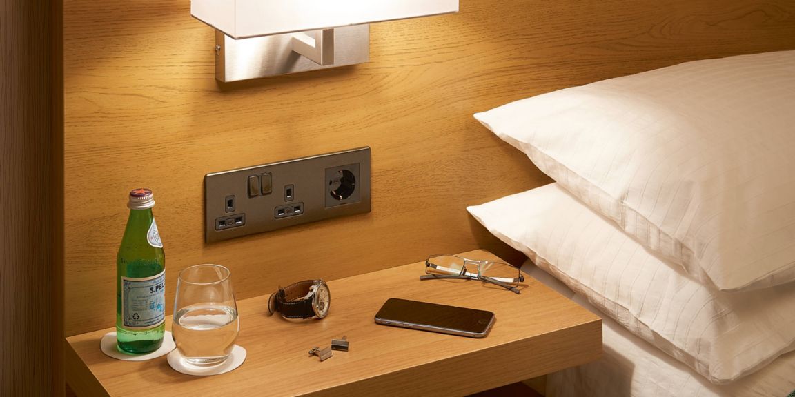 Aspect | MK Electric | Honeywell